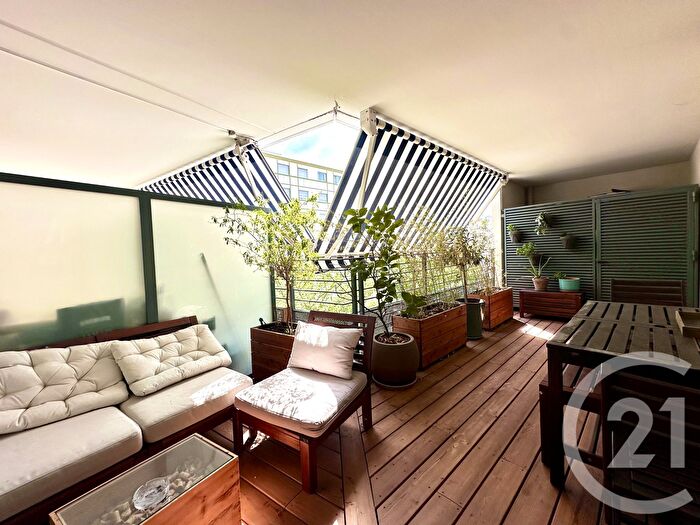 Appartement 3 pièces à Villeurbanne, Doua, à vendre