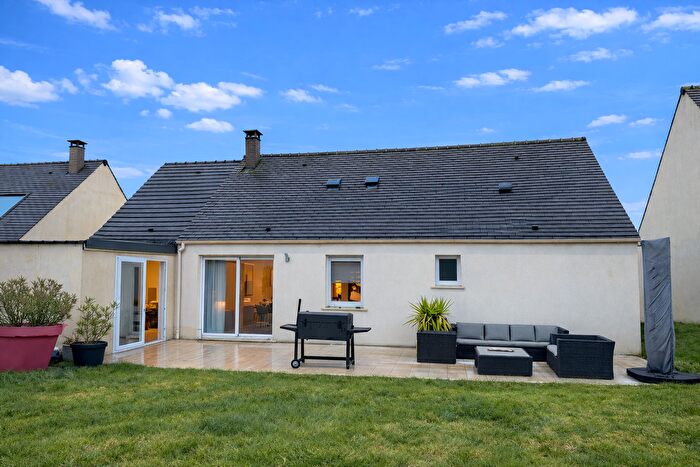 Maison à vendre - Neuilly-en-Thelle - 6 pièces - 4 chambres