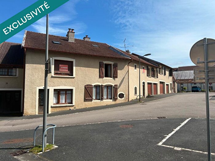 Maison 15 pièces à Liffol-le-Grand, à vendre
