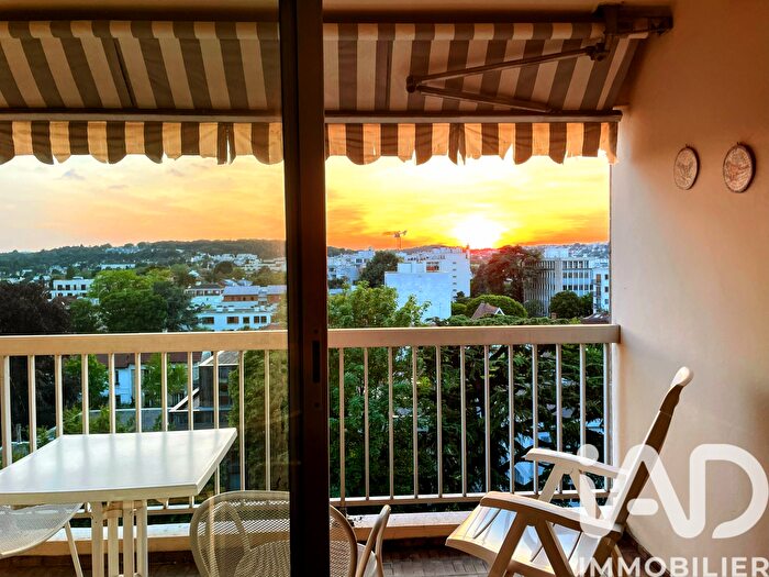 Appartement 5 pièces à vendre - Sceaux, Houdan, Curie, Charaire