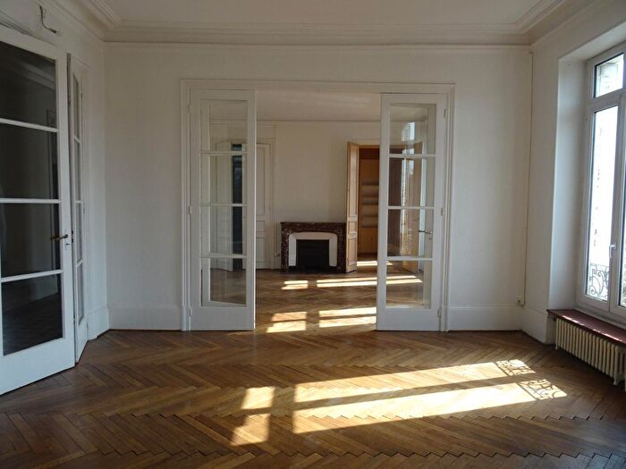 Valence, Centre-ville - Appartement 7 pièces à louer