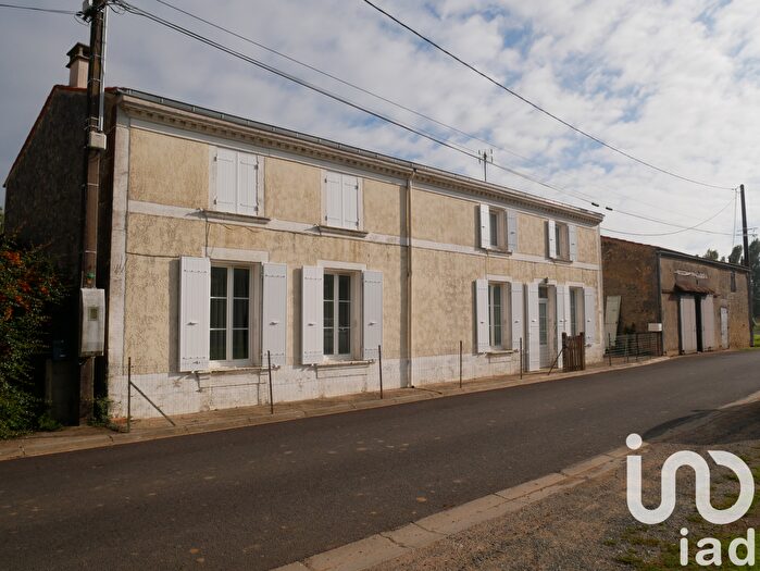 Maison à vendre - Tonnay-Charente - 5 pièces - 3 chambres