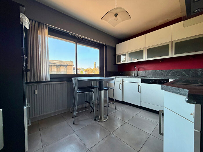 Limoges, Centre-ville, Hôtel de Ville, Emailleurs : Appartement 4 pièces à louer