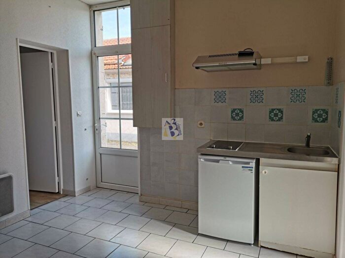 Saint-Yrieix-sur-Charente - Maison 2 pièces à louer
