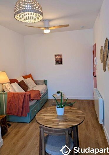 Appartement à louer - Pont de Pierre-Nouveau Bassin, Sète - 2 pièces