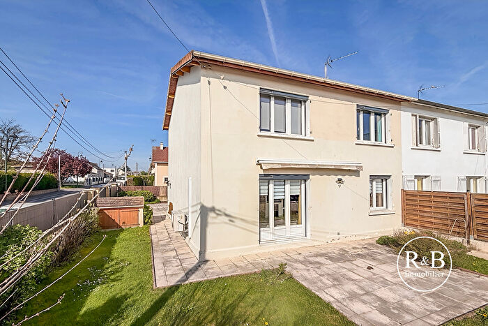 Maison à vendre - Les Clayes-sous-Bois, Centre-ville - 5 pièces - 4 chambres