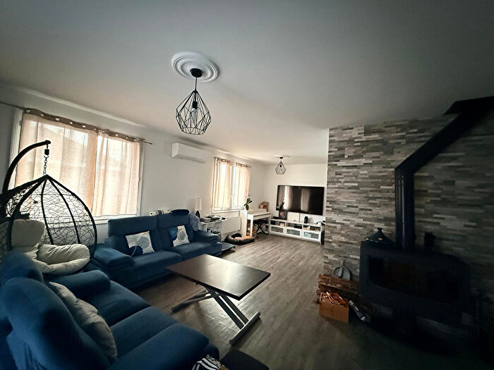 Maison à vendre - Bron, Les Charmilles - 4 pièces - 3 chambres