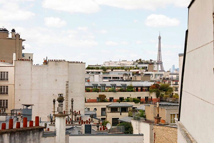 Appartement 2 pièces à Saint Placide, Paris 6ème arrondissement, à louer