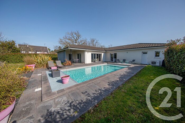 Maison à vendre - Saint-Aubin-de-Médoc - 6 pièces - 4 chambres