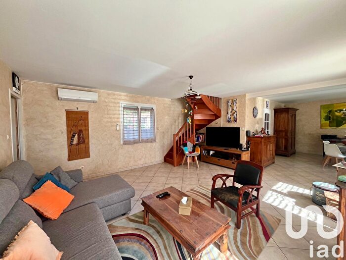 Maison à vendre - Coursan - 6 pièces - 4 chambres