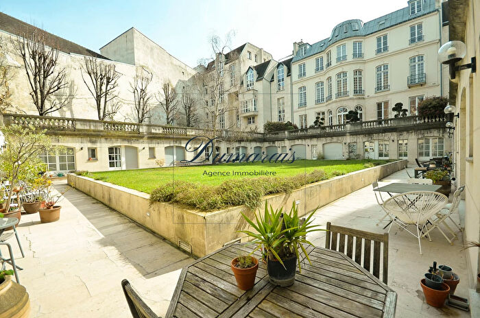 Appartement 1 pièce à Paris 3ème, Archives, à vendre
