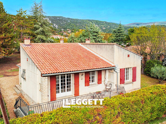 Maison à vendre - Saint-Saturnin-lès-Apt - 3 pièces - 2 chambres