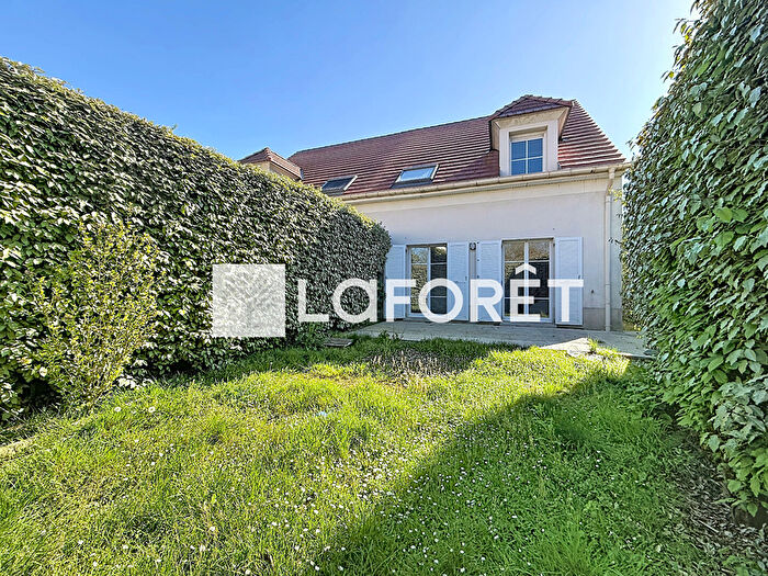 Maison 4 pièces à vendre - Savigny-le-Temple, Plessis-le-Roi