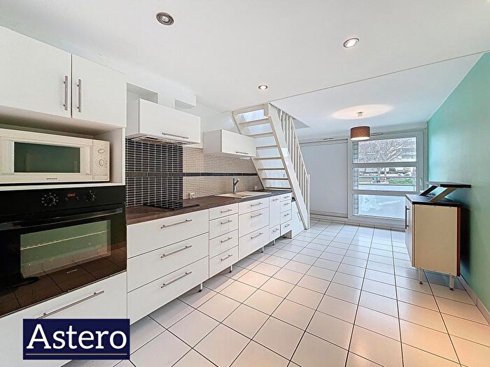 Appartement 2 pièces à Quartiers Ouest, Arsenal, Redon, à vendre