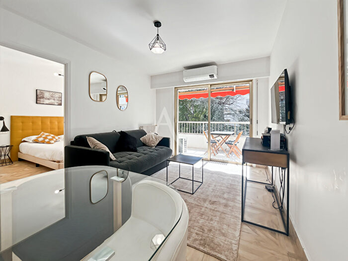 Appartement 2 pièces à Cannes, Pointe Croisette, à louer