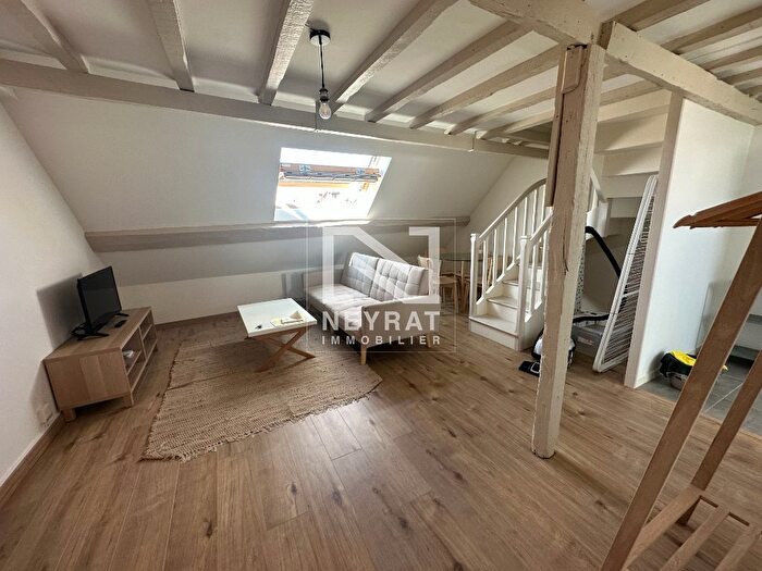 Appartement à louer - Chalon-sur-Saône, Centre-ville - 2 pièces - 1 chambre