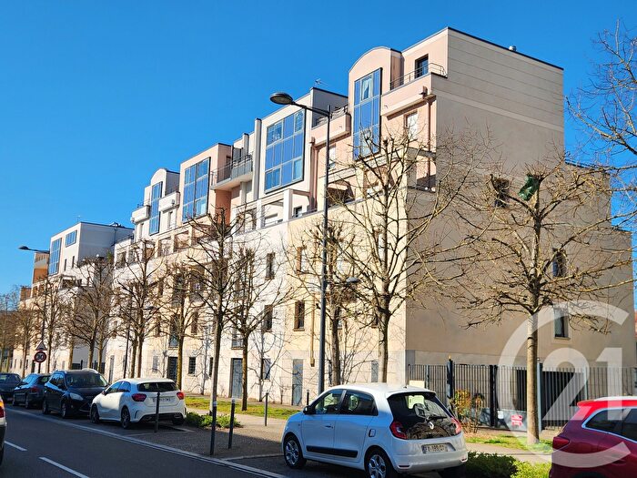 Appartement à vendre - Compiègne, Le Clos des Roses - 3 pièces - 2 chambres