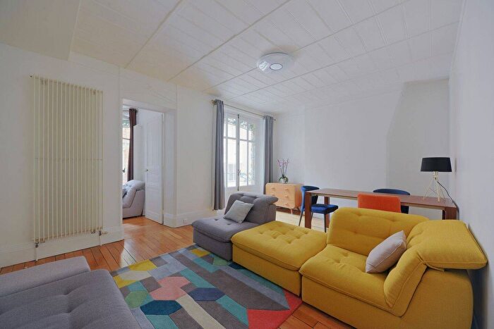 Appartement à louer - Auteuil Nord, Paris ème arrondissement - 3 pièces - 2 chambres