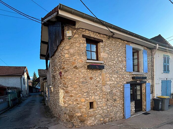 Chirens : Maison 3 pièces à vendre