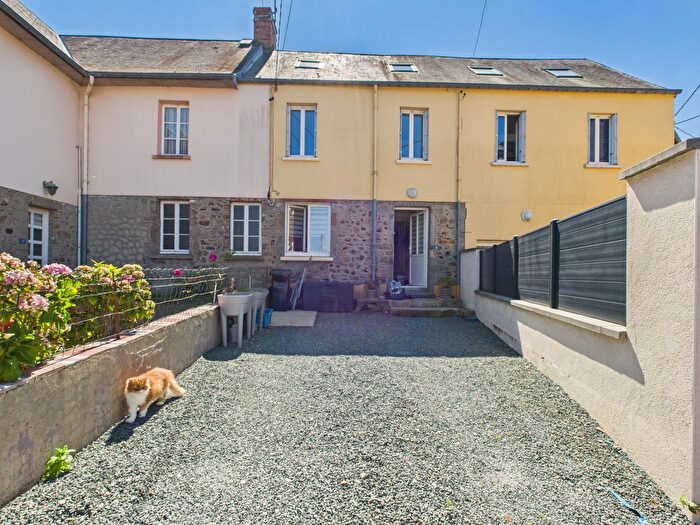 Maison à vendre - Coutances - 3 pièces - 2 chambres