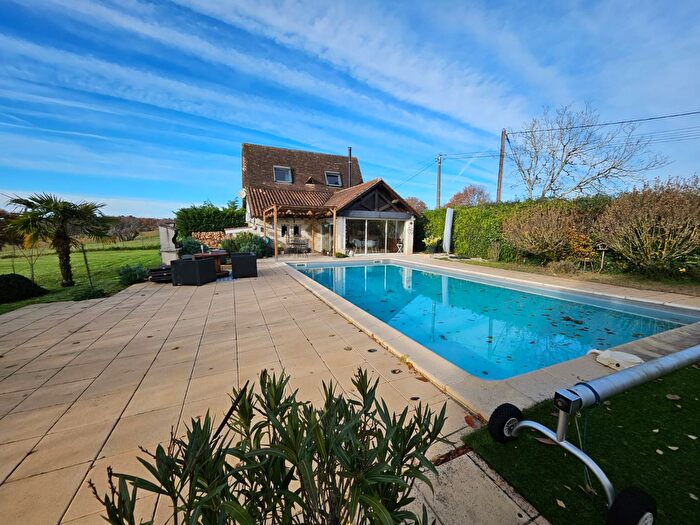 Maison à vendre - Saint-Antoine-dAuberoche - 3 pièces - 2 chambres