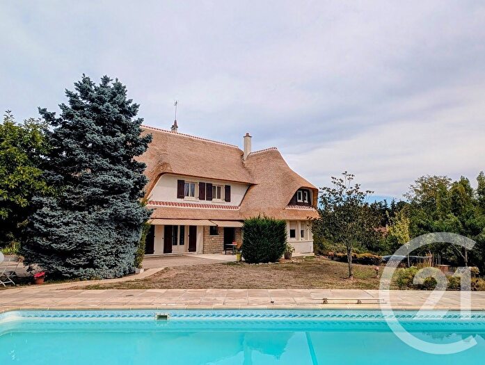 Maison 10 pièces à La Machine, à vendre