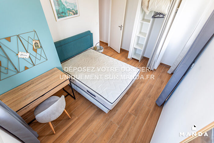Appartement à louer - Montpellier, La Martelle - 5 pièces - 4 chambres