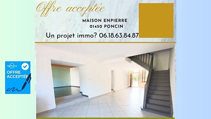Maison à vendre - Poncin - 8 pièces - 5 chambres
