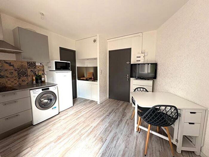 Appartement à louer - Rive Gauche, Aire-sur-lAdour - 2 pièces - 1 chambre