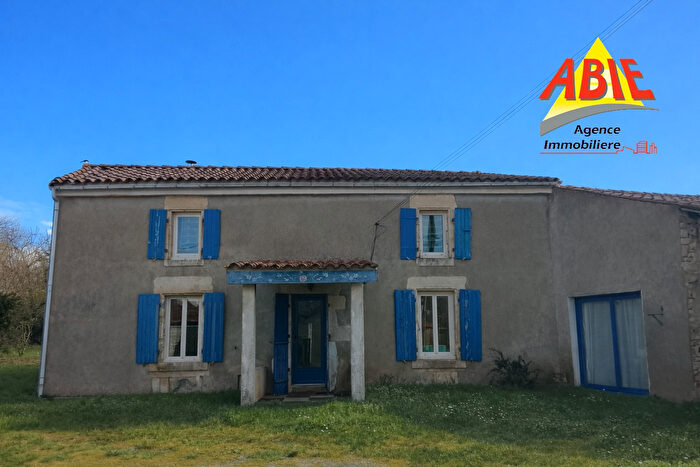 Maison à vendre - Montreuil - 1 pièce - 4 chambres