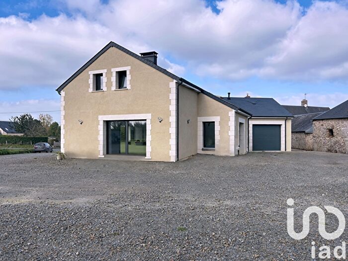 Maison à vendre - Cavigny - 8 pièces - 5 chambres