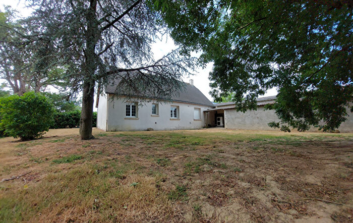 Maison à vendre - Saint-Julien-de-Vouvantes - 7 pièces - 4 chambres