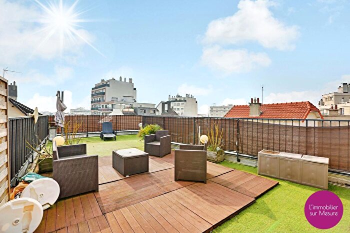 Maison à vendre - Vincennes, Est - 5 pièces - 3 chambres