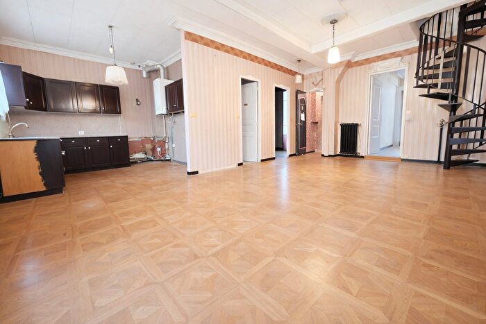 Appartement à vendre - Maisons-Alfort - 6 pièces - 5 chambres