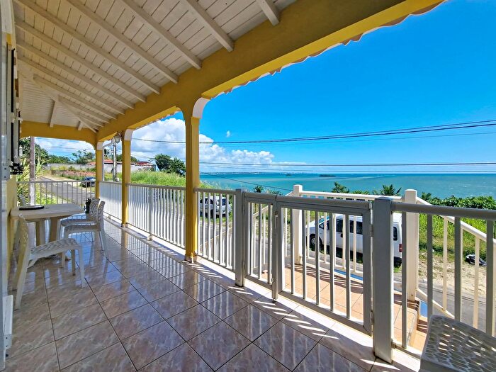 Maison à vendre - Petit-Bourg - 5 pièces - 2 chambres