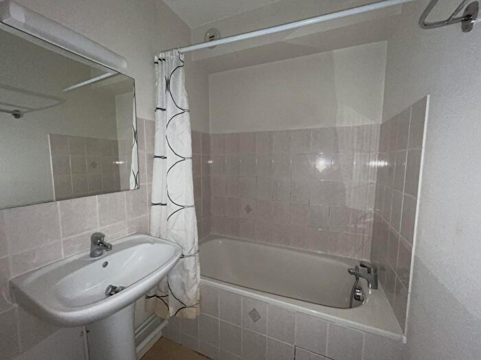 Appartement 1 pièce à louer - Olivet, Larry, Coin Rond, Lorette