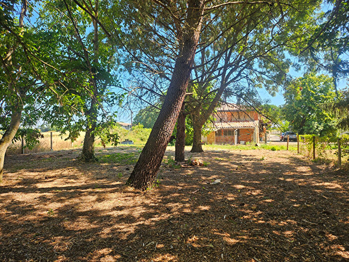Villeneuve-lès-Bouloc : Maison 6 pièces à vendre