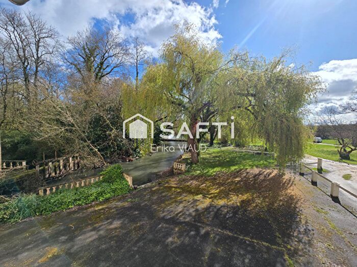 Maison à vendre - Mosnac - 3 pièces - 2 chambres