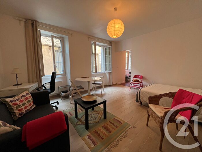 Appartement 1 pièce à louer à Fontainebleau, France, Joffre
