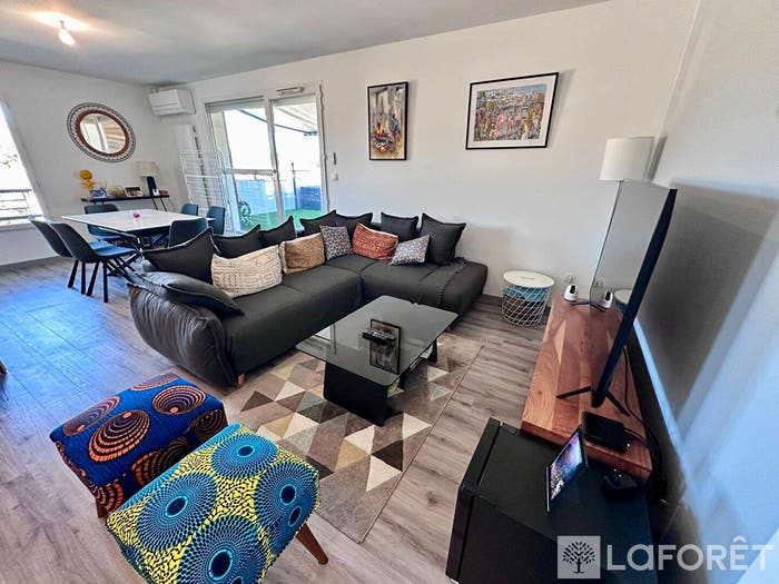 Sud, Martignas-sur-Jalle - Appartement 4 pièces à louer