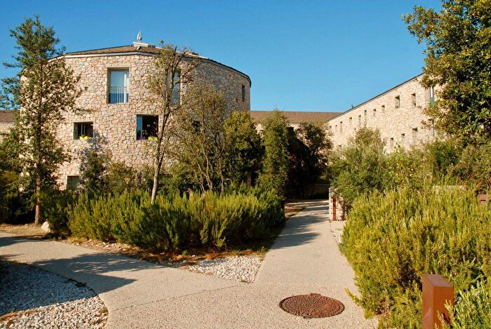 Appartement à louer - Nord Ouest, Le Crès - 4 pièces - 3 chambres