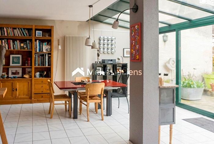 Maison 10 pièces à vendre à Denain, Centre-ville