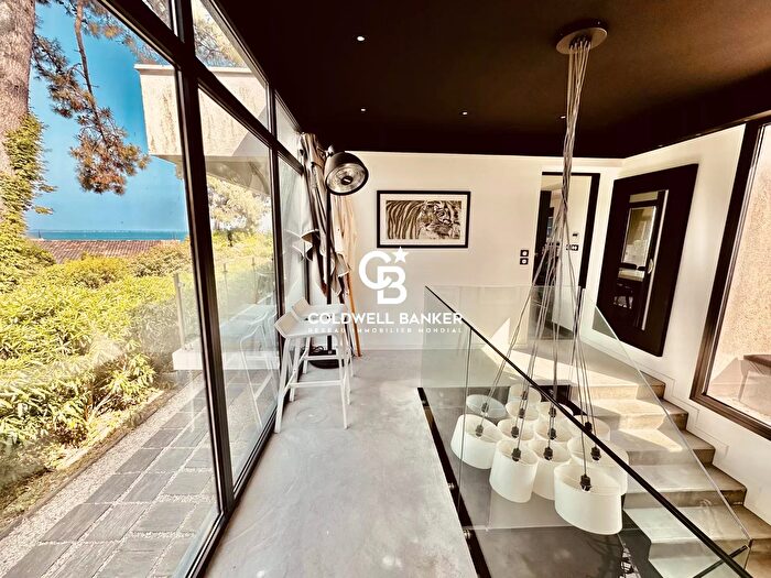 Maison à vendre - Lège-Cap-Ferret - 9 pièces - 7 chambres