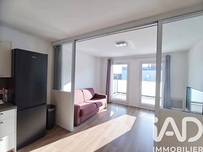 Appartement à louer - La Renardiere, Roissy-en-Brie - 2 pièces - 1 chambre