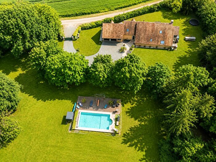 Montfort-le-Gesnois - Maison 8 pièces à vendre