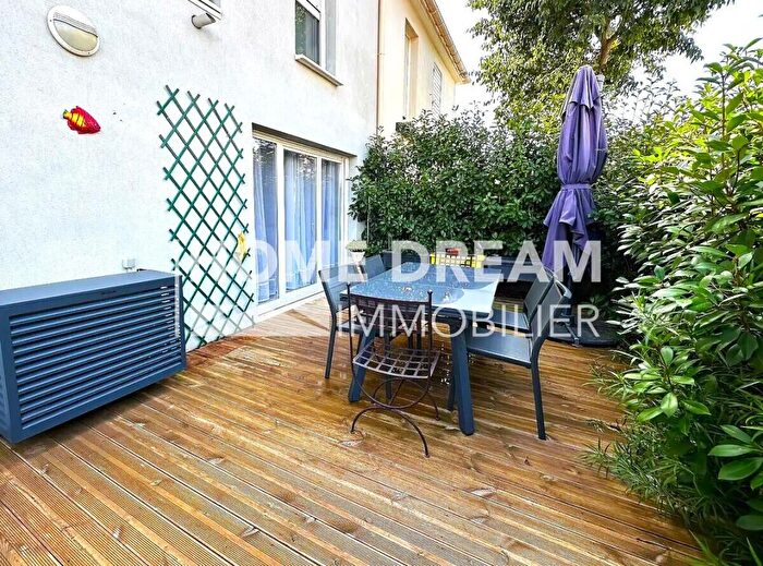 Appartement à vendre - Six-Fours-les-Plages, Font de Fillol, Rayolet, Le Brusc - 3 pièces - 2 chambres