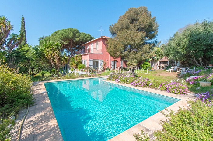 Maison à vendre - Sète, Saint-Clair - 4 pièces - 2 chambres