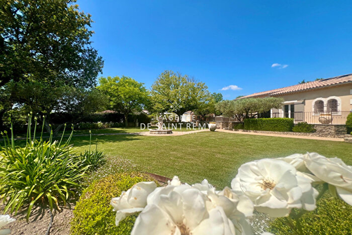 Maison à vendre - Châteaurenard, Barret, Lonnes, La Crau - 6 pièces - 5 chambres