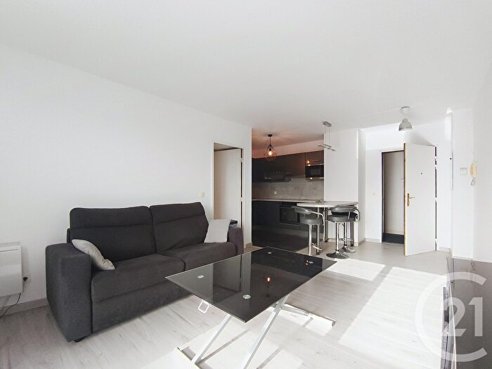 Appartement à louer - Saint-Denis, Porte de Paris, Stade de France - 2 pièces - 1 chambre