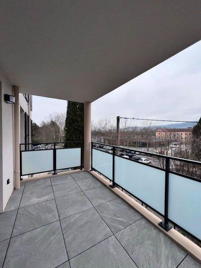Extension Années -, Brignoles - Appartement 3 pièces à louer